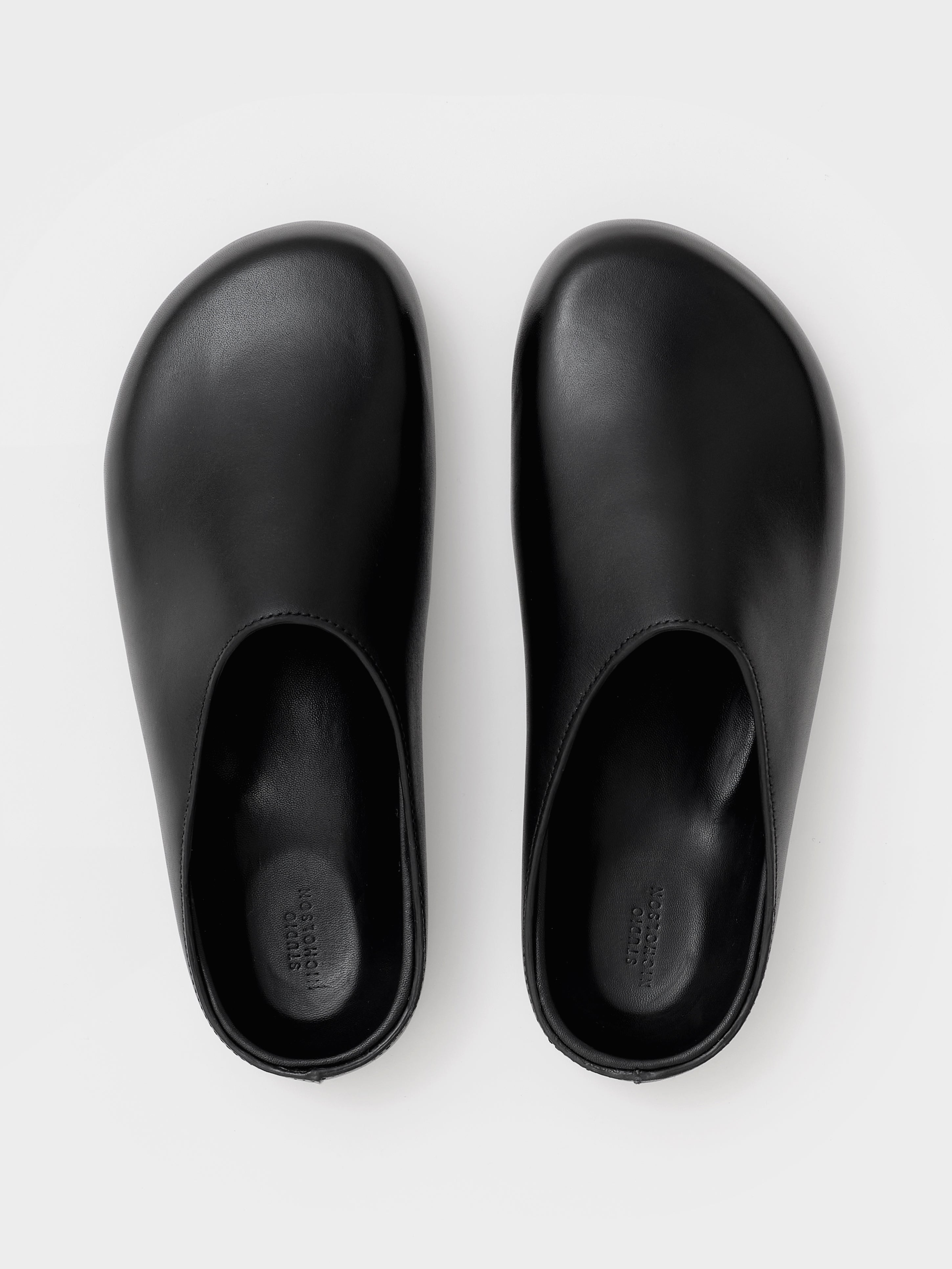 Men's Wearing Clog in Black– Studio Nicholson